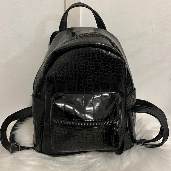 PrettyLittleThing | Bags | Black Croc Texture Mini Backpack | Poshmark